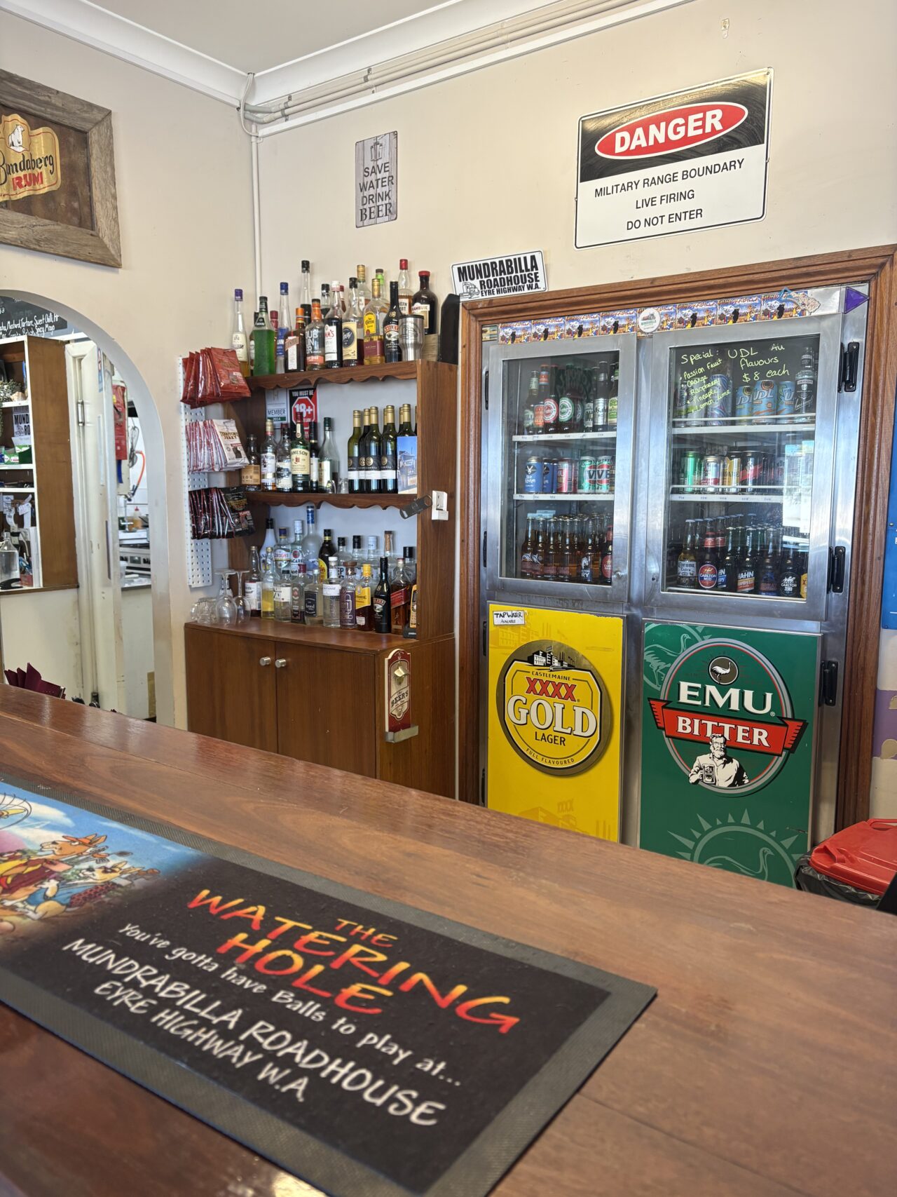 Mundrabilla Roadhouse | Our family-run roadhouse provides great food ...