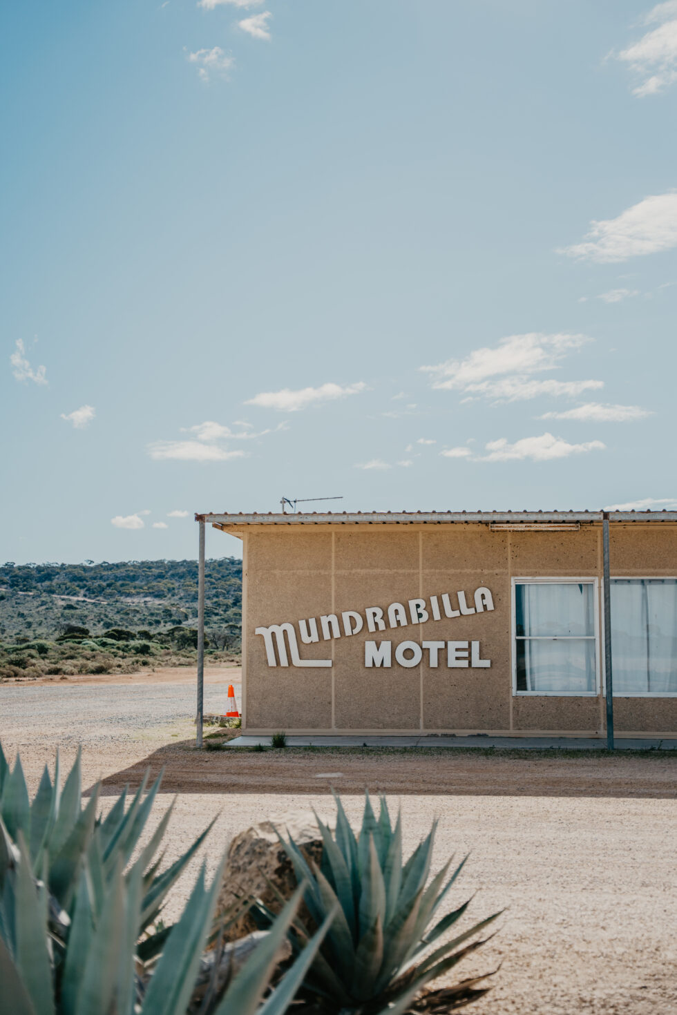 Mundrabilla Roadhouse | Our family-run roadhouse provides great food ...